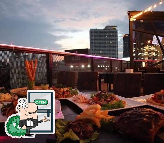 7th Heaven Roof Bar, Bangkok - Restaurant menu, prices and reviews