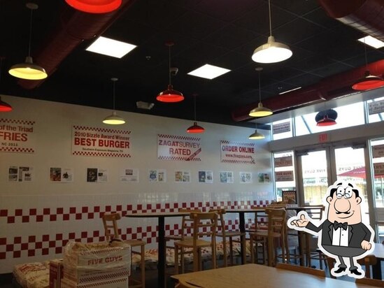 Five Guys, Phoenix - Restaurant menu, prices and reviews
