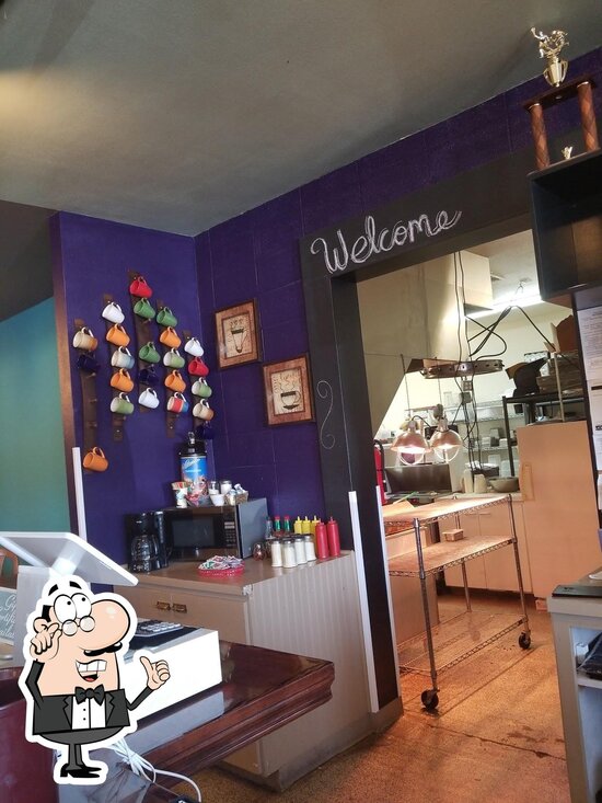 Bennys Pizza Joint, Monroe - Restaurant menu, prices and reviews