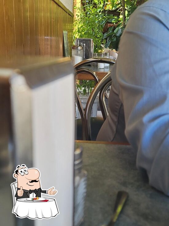 Whitby Diner & Deli, Whitby - Restaurant menu, prices and reviews