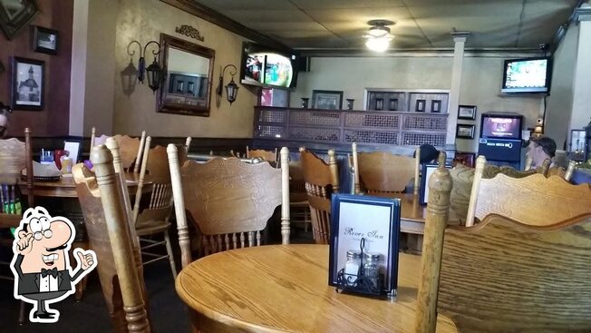 River Inn Bar & Grill, Hanover - Restaurant menu, prices and reviews