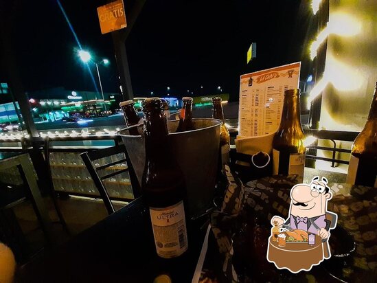 Pub y bar Cerveceria Chapultepec, Monterrey, Av. Eugenio garza sada ...