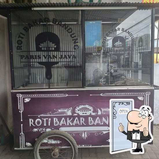 Menu at Roti bakar paris van java, Makassar