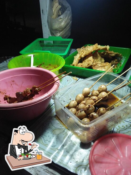 Warung Gorengan Pak Nur cafe, Pacitan