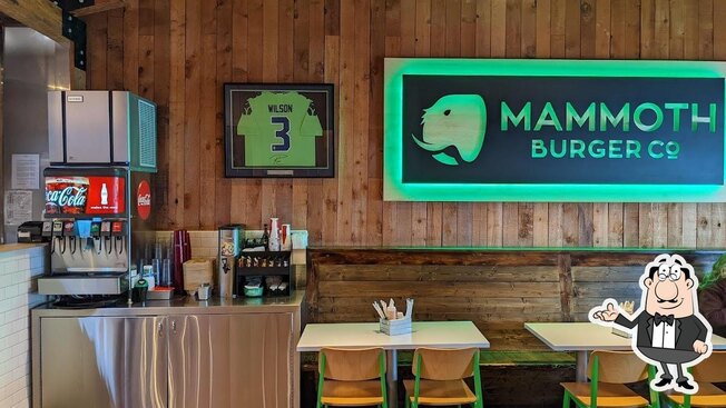 Mammoth Burger Company in Stanwood - Restaurant menu and reviews