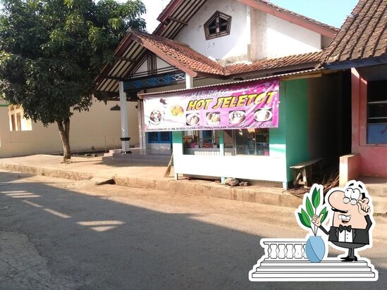 Menu at Mie Baso Hot Jeletot Cilembu cafe, Sumedang