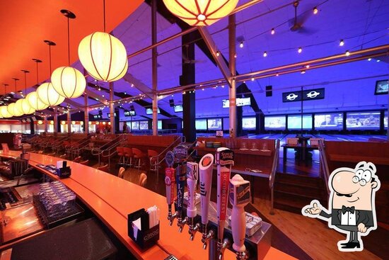 Bowlero Miami in Miami - Restaurant menu and reviews