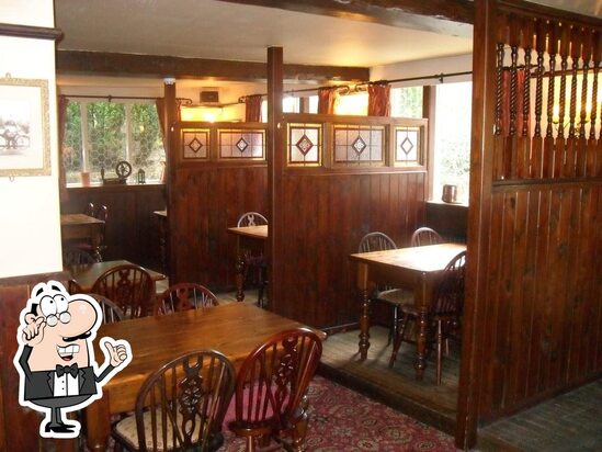 Menu at The Beehive Pub & Dining, Sowerby Bridge