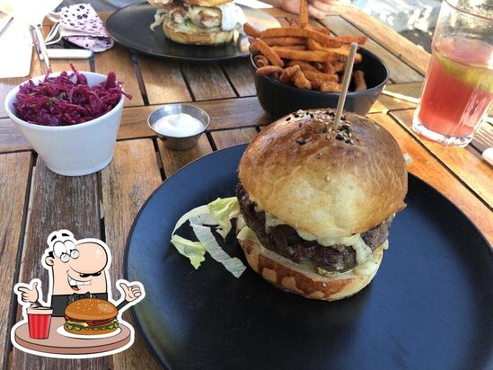 Three Little Birds pub & bar, Sagres - Restaurant menu and reviews