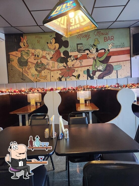 Mouse Tavern & Restaurant, Beloit - Restaurant menu, prices and reviews