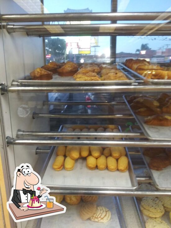 Panaderia Guatemalteca, 948 N Western Ave in Los Angeles - Restaurant ...