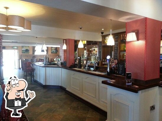 Menu at Holme Hall Inn pub & bar, Chesterfield, Linacre Rd