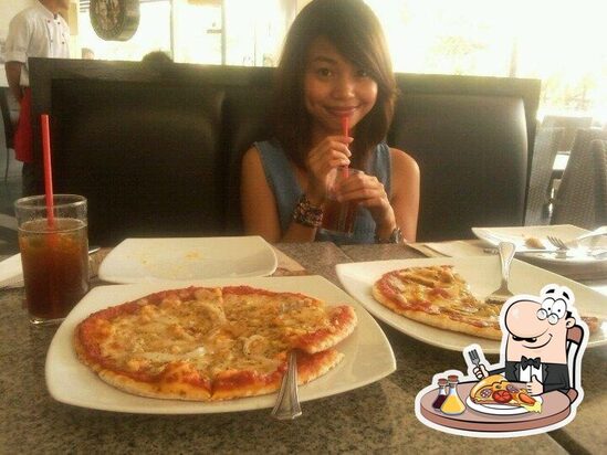 Menu at Joey's Pepperoni Pizza restaurant, Iloilo City