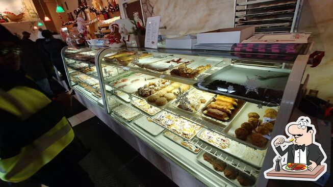 Calumet Bakery, 18349 Torrence Ave in Lansing - Restaurant reviews