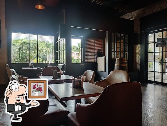 Menu at BLND Restobar, Thiruvananthapuram, SFS Cyber Palms Rd
