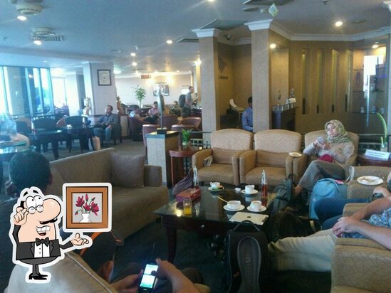 Garuda Indonesia Executive Lounge, Balikpapan - Restaurant reviews