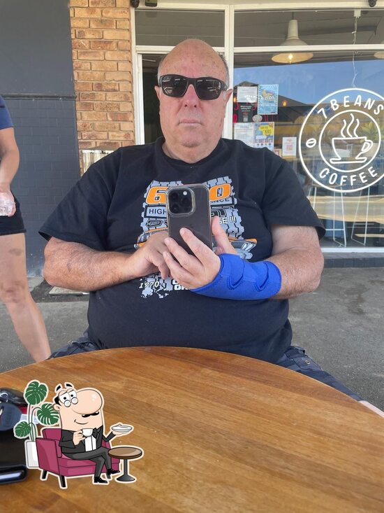 7 Beans Coffee Kyabram, Kyabram - Restaurant menu, prices and reviews