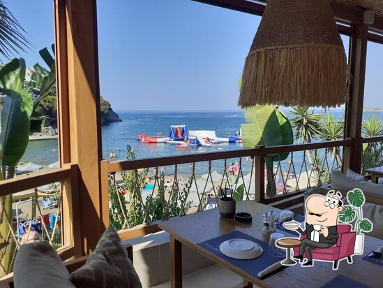 Menu at Mambo Beach Bar & Restaurant, Bali