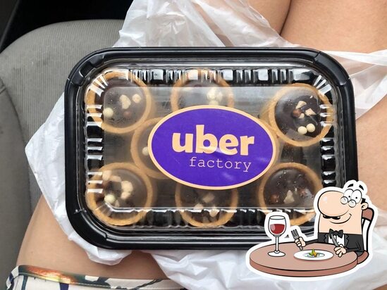 Menu at Uber Factory desserts, Wahiawa