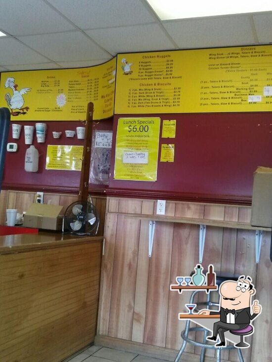 Hathaways Fried Chicken in Monroe - Restaurant menu and reviews