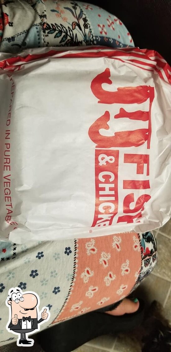JJ fish & Chicken, Milwaukee - Restaurant menu, prices and reviews