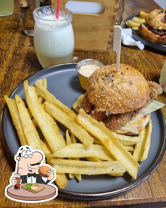 Menu at Burger District, Ineu