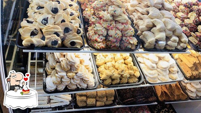 Royal Bagel Bakery & Deli in Germantown - Restaurant menu and reviews