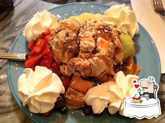 Demetres Kingsway, 2962 Bloor St W in Toronto - Restaurant menu and reviews
