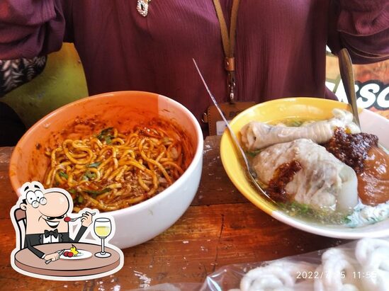 Menu at Warung baso dan mie jebew teh enda restaurant, Garut
