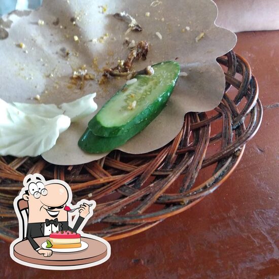 De Geprek Mbak Tyas - Unsoed, Purwokerto - Restaurant menu, prices and ...