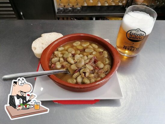 BOWIE CAFÉ-BAR, Seville - Restaurant menu, prices and reviews