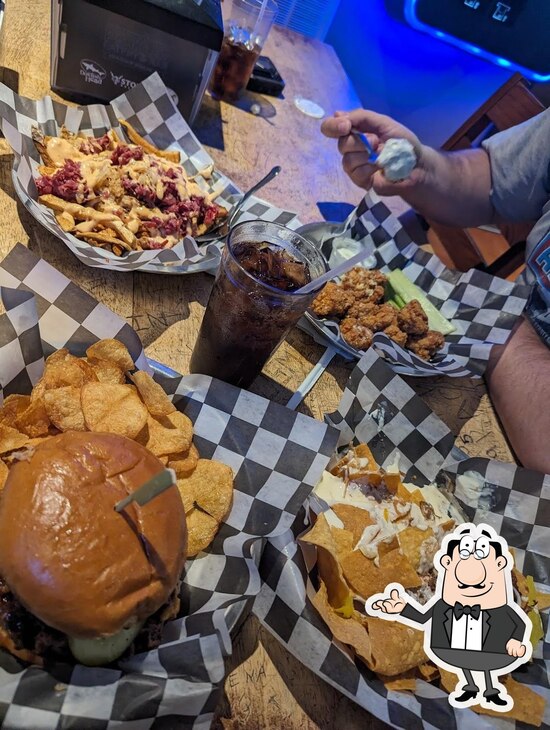 Pickles Eatery & Bar, Wheeling - Restaurant menu, prices and reviews