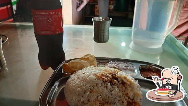 Chickoos Hotel, Aluva - Restaurant reviews