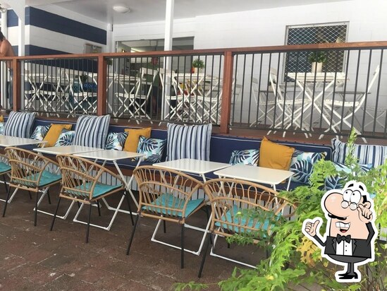 Menu at Curlew Cafe, Coochiemudlo, Coochiemudlo Island