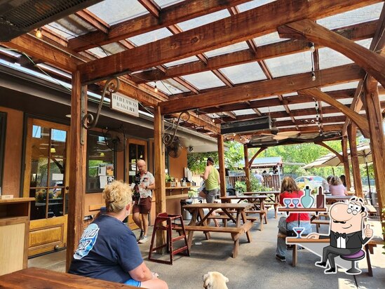 Hideaway Bakery, Eugene - Restaurant menu, prices and reviews