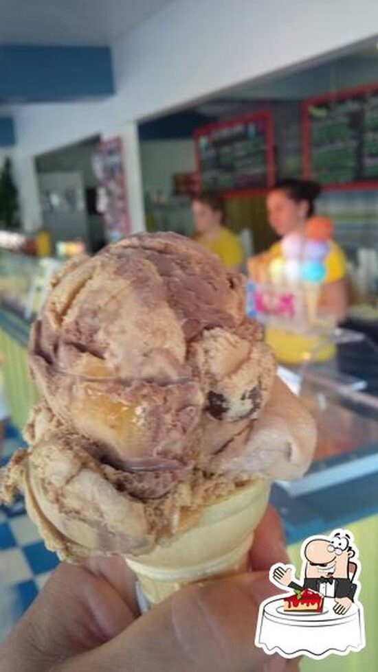 Menu at Stop 26 Ice Cream & More pizzeria, Windsor