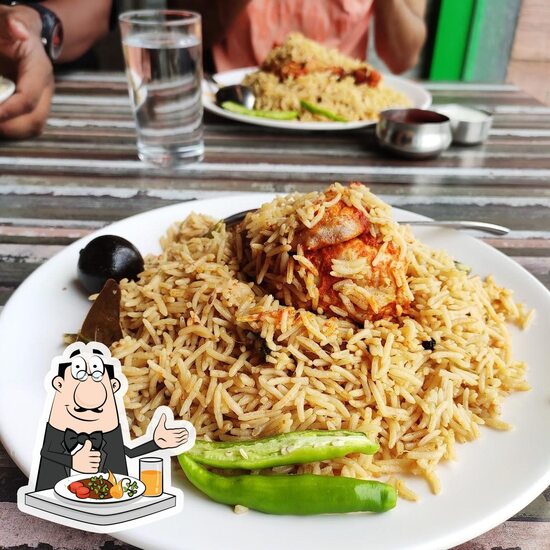 MRA BAKERY AND RESTAURANT, Mattannur, WHHC+HX8 - Restaurant reviews