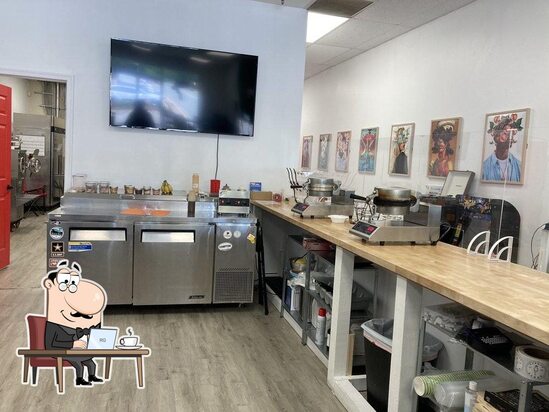 Sundae Scoop, Virginia Beach - Restaurant menu, prices and reviews