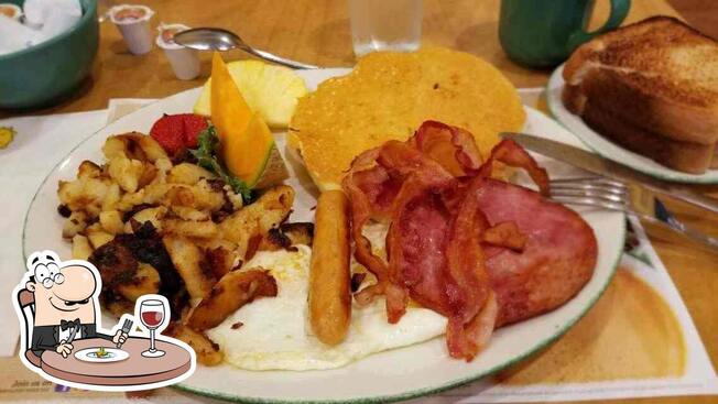 Cora - Sunridge Mall, Calgary - Restaurant menu, prices and reviews