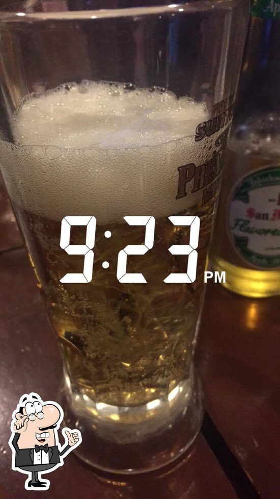 Carmelo's Sports Bar, Dasmariñas - Restaurant reviews
