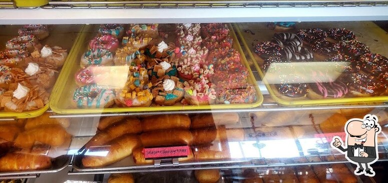 Robin’s Snowflake Donuts & Cafe, Spring - Restaurant menu, prices and ...