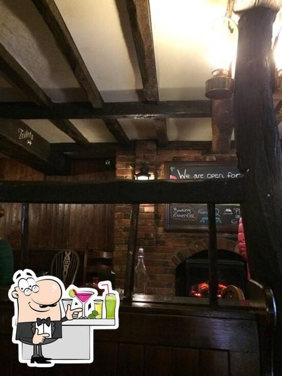 Menu at The Cloisters pub & bar, Salisbury