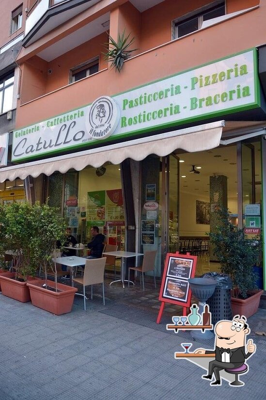 Menu at Catullo pizzeria, Bari, Viale Unità d'Italia
