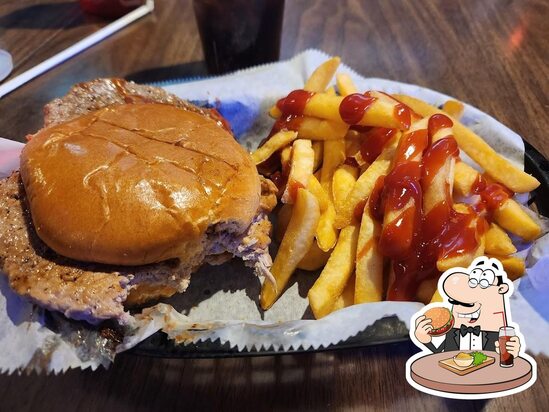 Caple's Bar & Grill, Royal Center - Restaurant menu, prices and reviews
