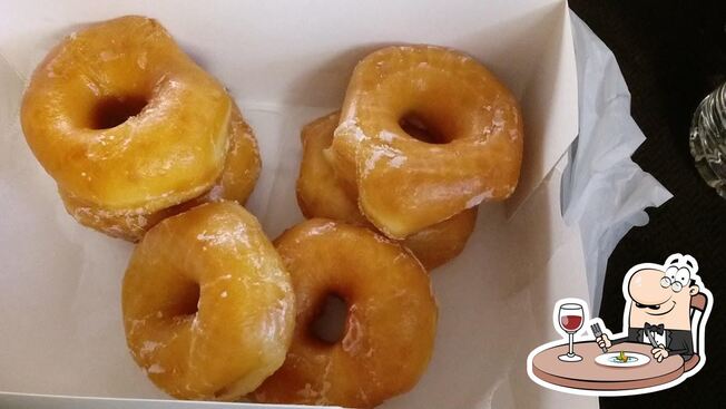 Mullen's Donuts, Bay City - Restaurant menu, prices and reviews