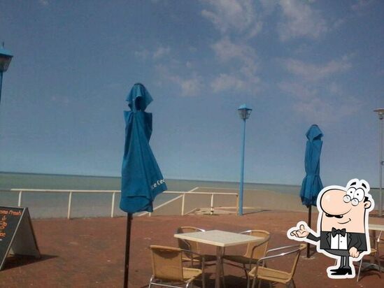 The Beach Hotel Restaurant, Whyalla - Restaurant menu, prices and reviews
