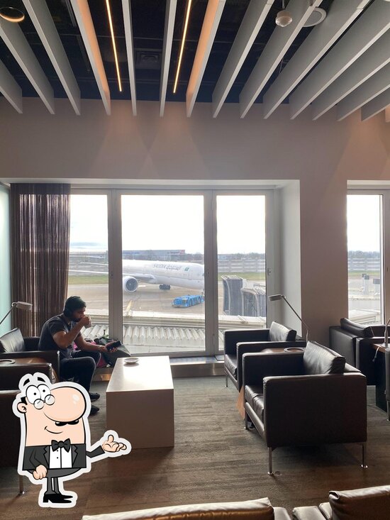Blush Lounge by Plaza Premium Group (Departures, Terminal 4), Hounslow ...