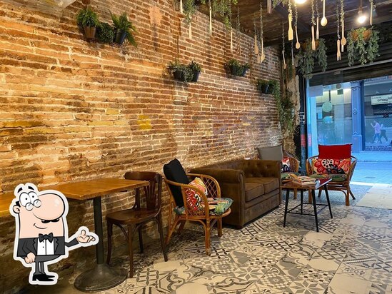 Loft Brunch, Barcelona - Restaurant menu, prices and reviews
