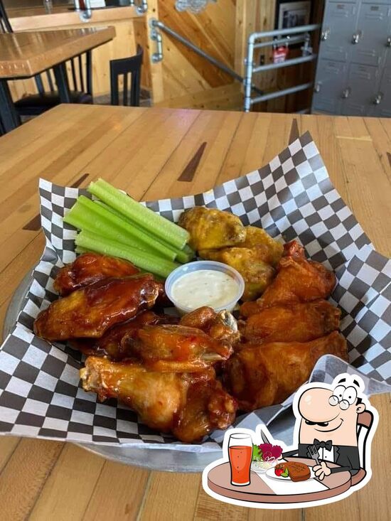 Varsity Club, New Berlin - Restaurant menu, prices and reviews