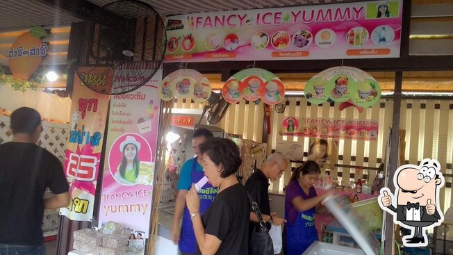 Restaurante ร้าน แฟนซีไอซ์ ยัมมี่ Fancy Ice Yummy, Bangkok